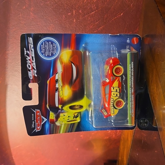 Cars | Toys | 222 Disney Pixar Cars Glow Racers Lightning Mcqueen Nip ...